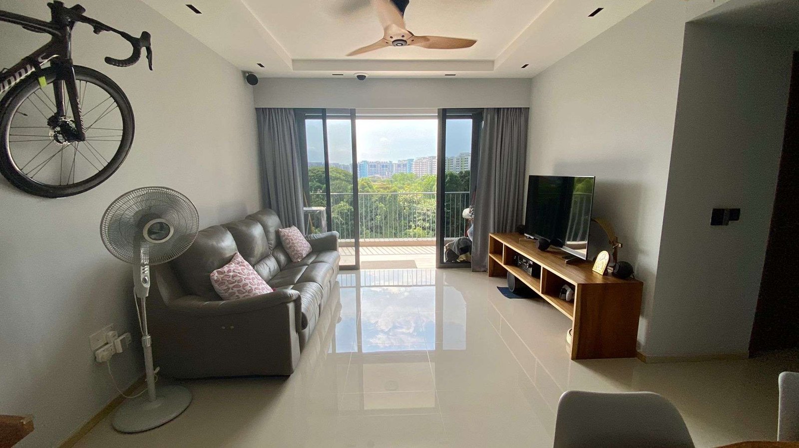 [The Visionaire] 188 Canberra Drive – Homeseller SG