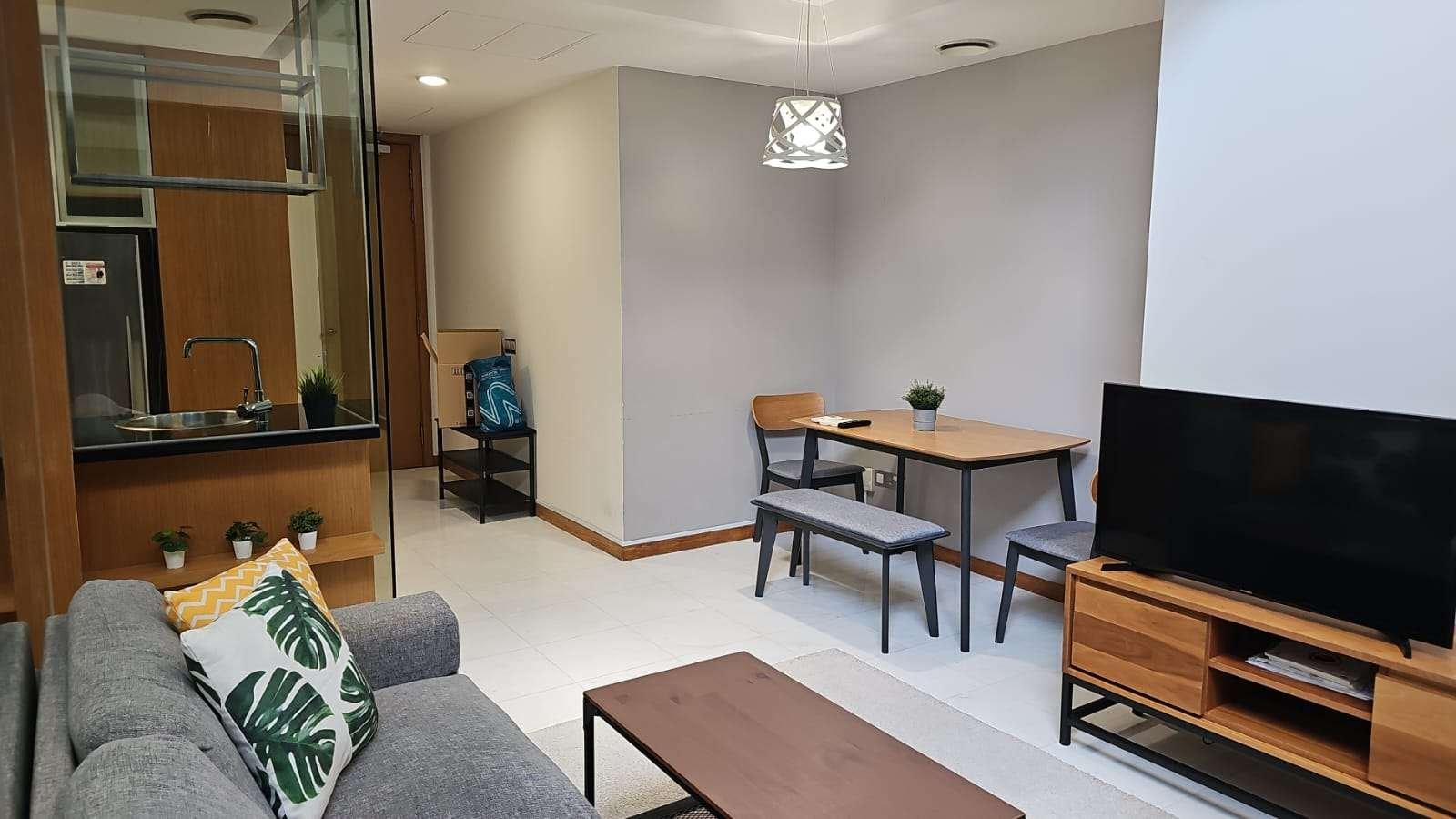 [Icon] 10 GOPENG STREET – Homeseller SG